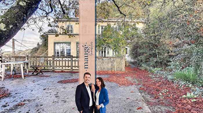Vienne, Centre-ville : Maison 8 pièces à vendre