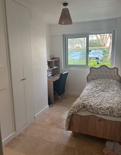 Appartement à louer - Saint-Germain-en-Laye, Bergette, Debussy - 3 pièces - 2 chambres