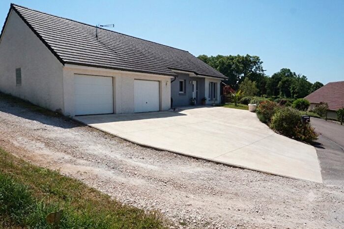 Maison 5 pièces à Montcey, à vendre