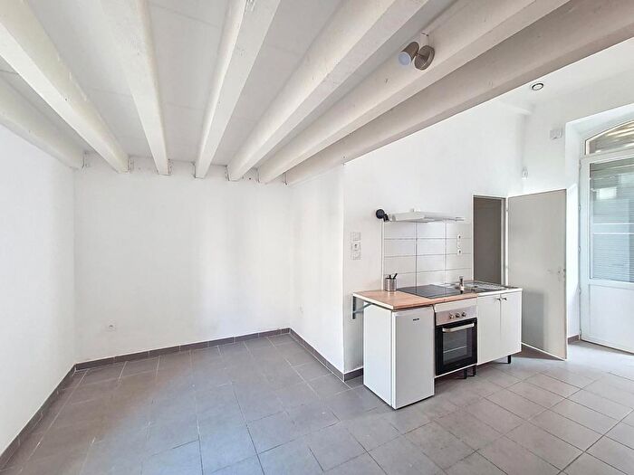 Appartement à louer - Nîmes, Richelieu - 1 chambre