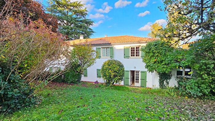 Maison à vendre - Niort, Nord - 7 pièces - 6 chambres