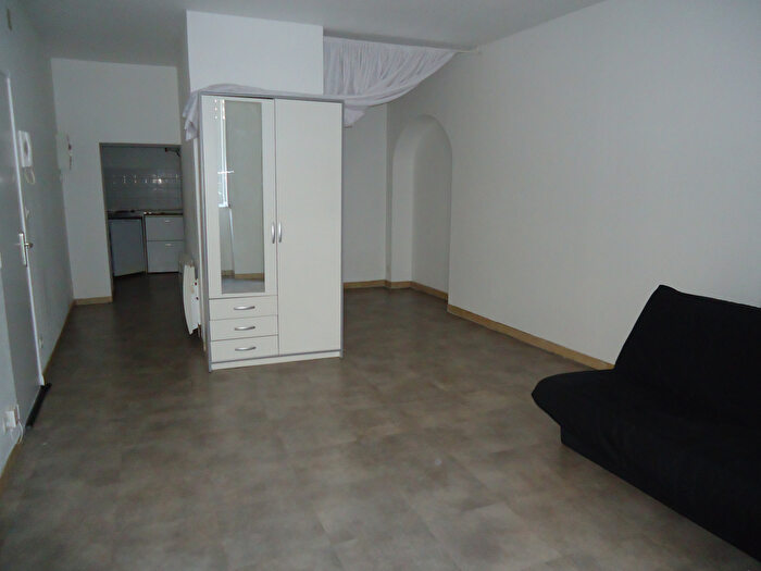 Appartement 1 pièce à Nevers, Centre-ville, à louer