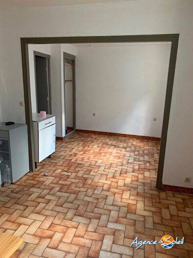 Appartement à louer - Bourg-Charité, Narbonne - 1 pièce