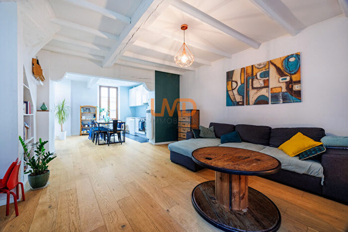 Maison 4 pièces à Simiane-Collongue, à vendre