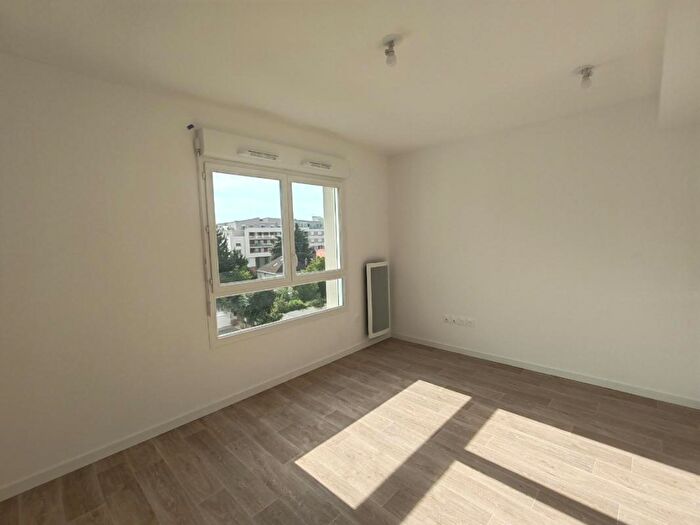 Joué-lès-Tours, Verdun : Appartement 1 pièce à louer