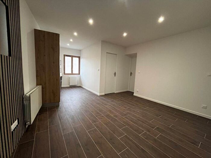 Appartement 3 pièces à louer à Albigny-sur-Saône