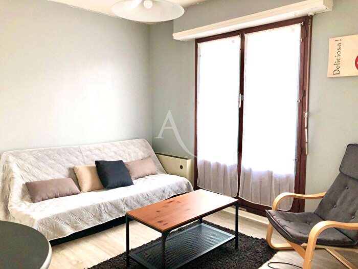 XIV Juillet, Pau - Appartement 1 pièce à louer