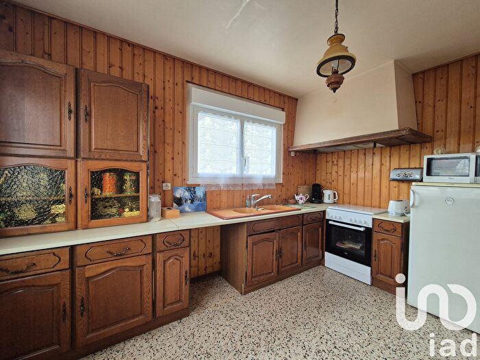 Maison à vendre - Saint-Florentin - 4 pièces - 3 chambres