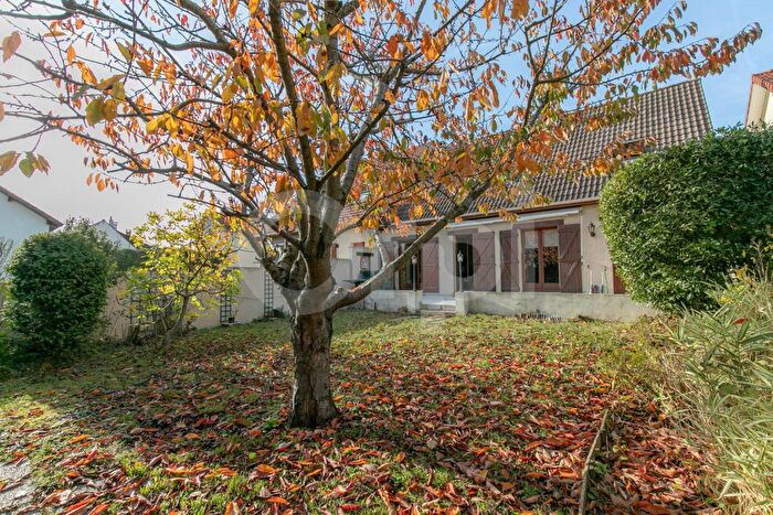 Maison à vendre - Ormesson-sur-Marne - 5 pièces - 3 chambres