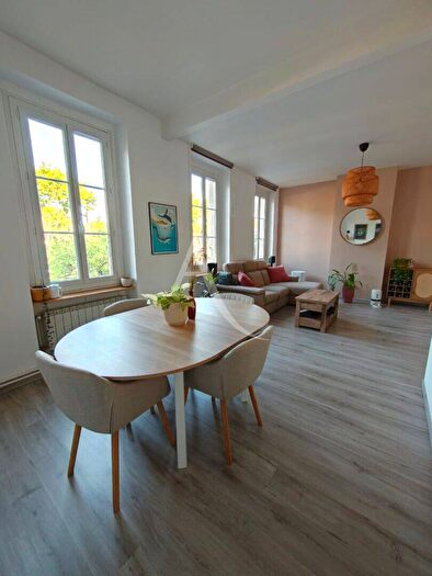 Domairan-Saint Michel-Moulin Vert-Saint Jacques-L'Étoile, Carcassonne : Appartement 4 pièces à louer