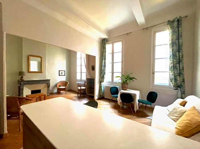 Appartement à vendre - Aix-en-Provence, Centre-ville - 3 pièces - 1 chambre