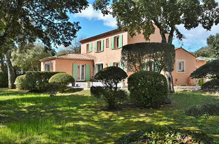 Maisons à vendre et appartements à louer - 1