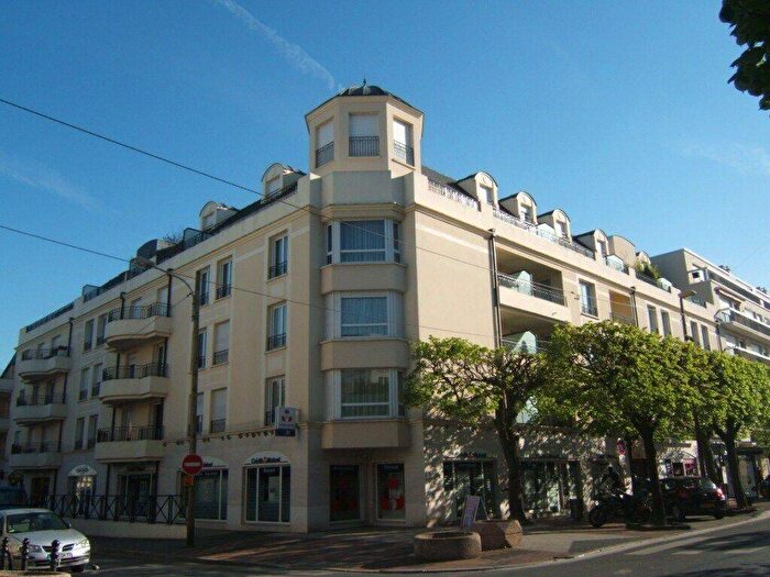 Sud-Bords de Marne-Foch, Chelles : Appartement 2 pièces à louer
