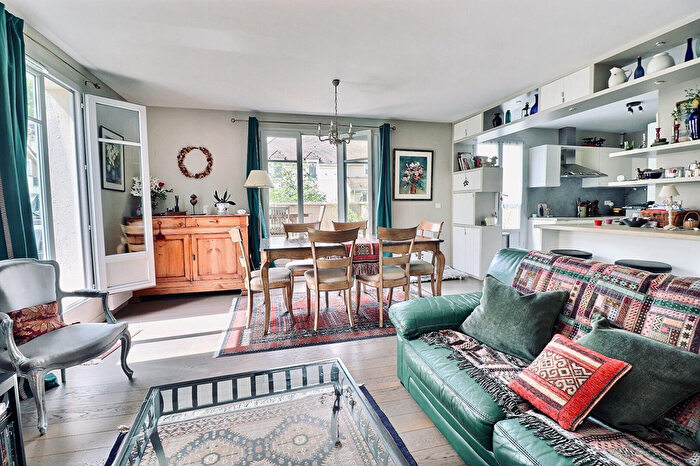 Appartement à vendre - Chambourcy - 4 pièces - 2 chambres