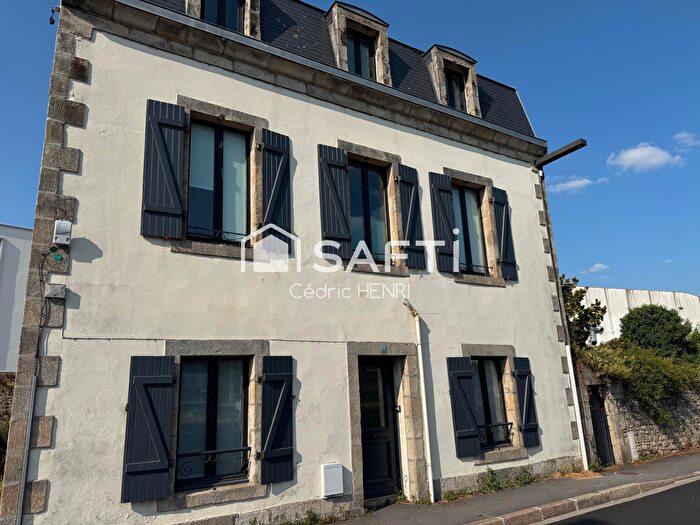 Quimper, Centre-ville : Maison 6 pièces à vendre