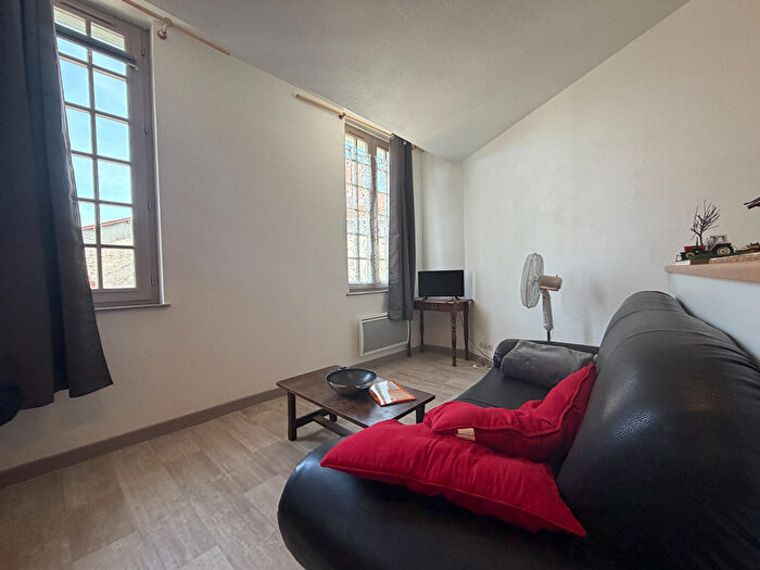 Saint-Léonard-de-Noblat : Appartement 2 pièces à louer