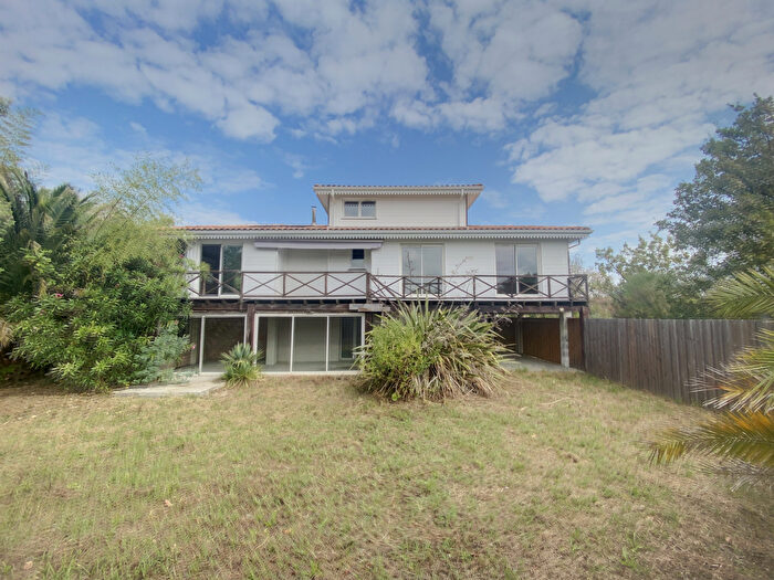 Maison à vendre - Gujan-Mestras, Meyran - 5 pièces - 3 chambres