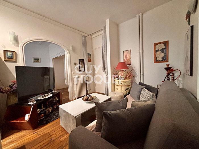 Appartement à vendre - Saint-Ouen, Centre-ville - 2 pièces - 1 chambre
