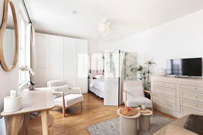 Appartement à louer - Paris e , Archives - 2 pièces - 1 chambre