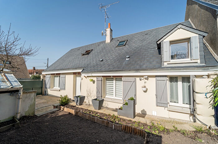 Maison à vendre - Saint-Jean-de-Braye, Ouest - 5 pièces - 4 chambres