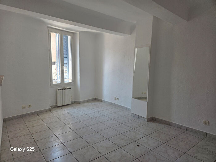 Appartement 1 pièce à Solliès-Pont, à louer