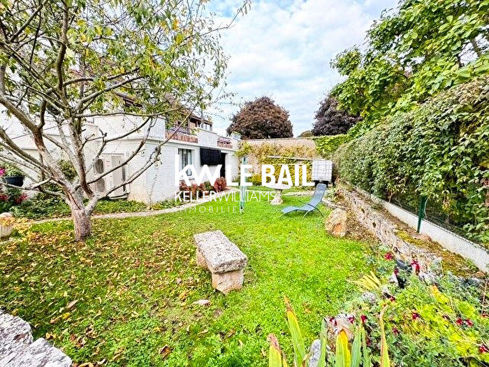 Maison à vendre - Commeny - 5 pièces - 3 chambres