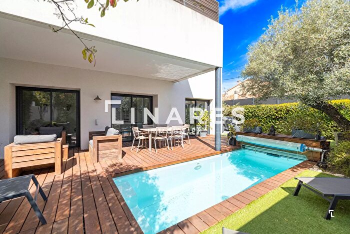 Appartement à vendre - Marseille e , Mazargues - 4 pièces - 3 chambres