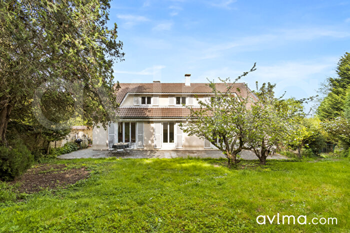 Maison à vendre - Le Pecq, Saint-Wandrille - 8 pièces - 6 chambres