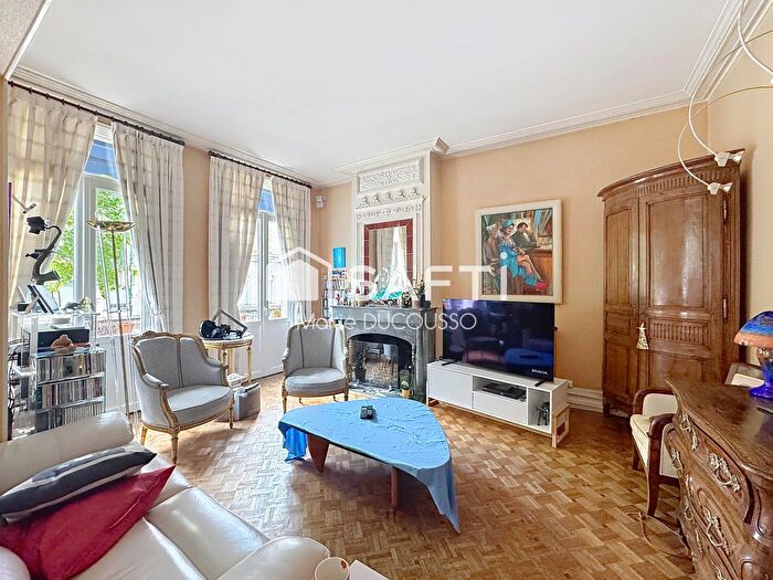 Castillon-la-Bataille - Maison 10 pièces à vendre