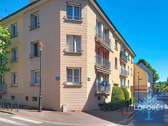 Appartement à vendre - Étampes, Centre-Ville - 3 pièces - 2 chambres