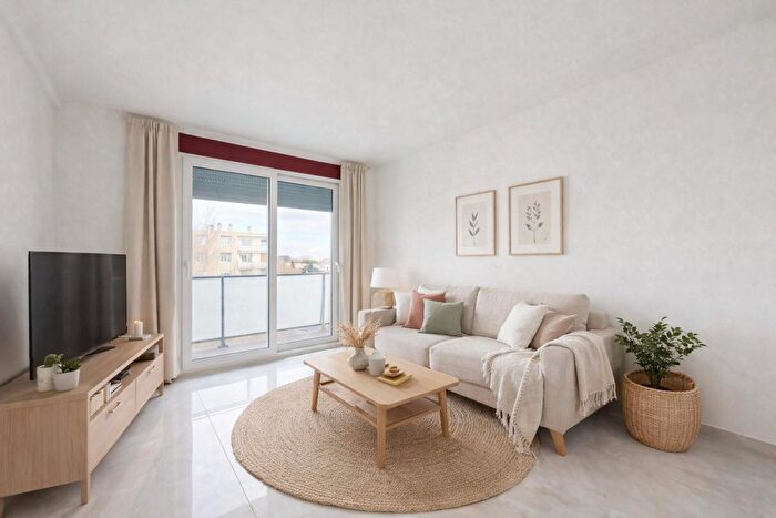 Appartement à vendre - Frontignan, La Ville - 4 pièces - 3 chambres