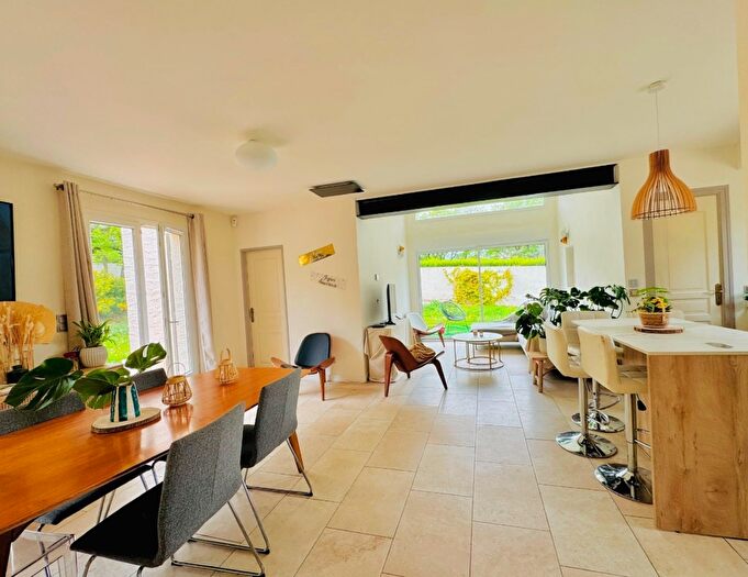 Aix-en-Provence, Les Milles : Maison 6 pièces à vendre
