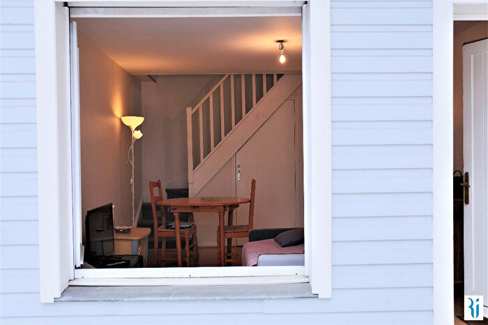 Appartement à louer - Rouen, Vieux Marché, Cathédrale - 2 pièces - 1 chambre