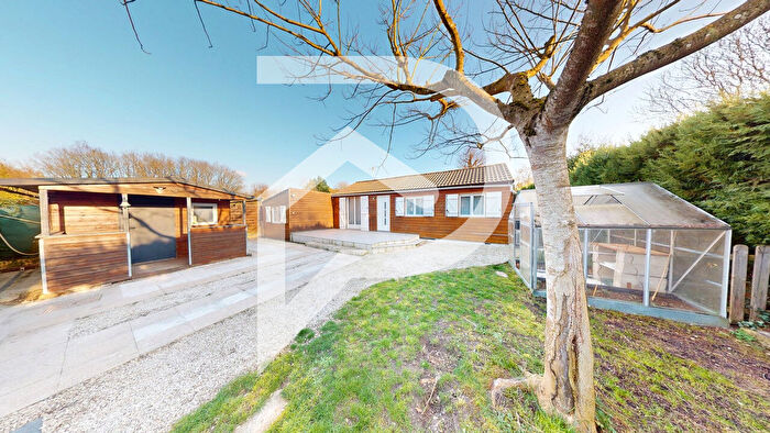 Maison à vendre - Le Châtelet-en-Brie - 5 pièces - 3 chambres