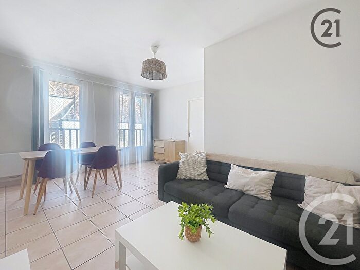 Appartement à louer - Sens, LAmande - 2 pièces - 1 chambre