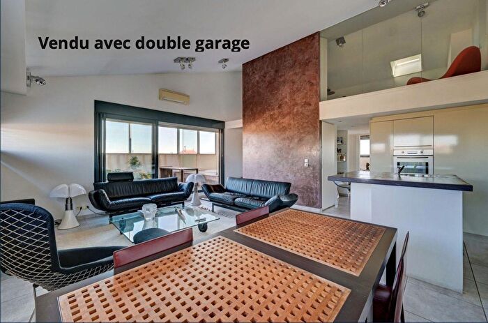 Appartement à vendre - Arles - 4 pièces - 3 chambres