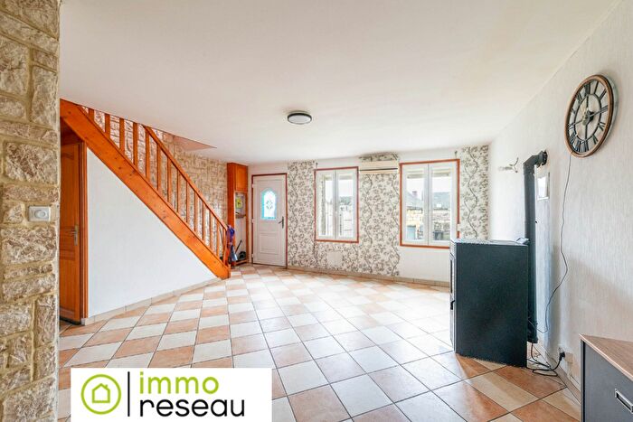 Maison à vendre - Solesmes - 3 pièces - 2 chambres