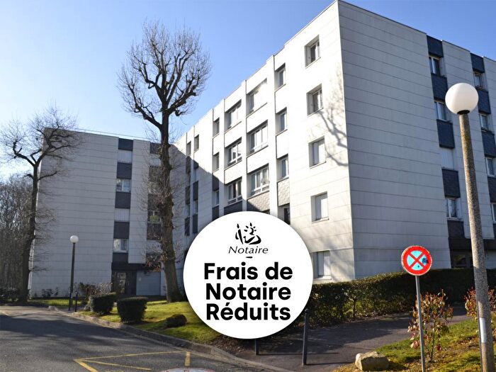 Appartement à vendre - Saint-Aubin-lès-Elbeuf - 3 pièces - 2 chambres