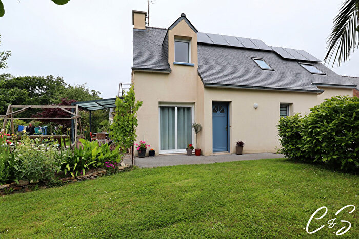 Maison 6 pièces à vendre à Gouesnach