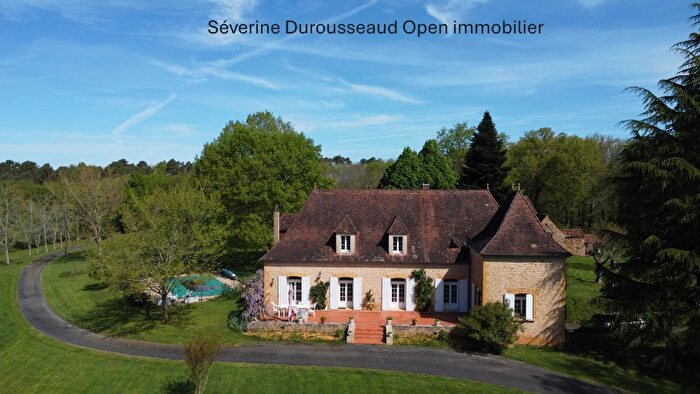 Maison à vendre - Journiac - 8 pièces - 6 chambres