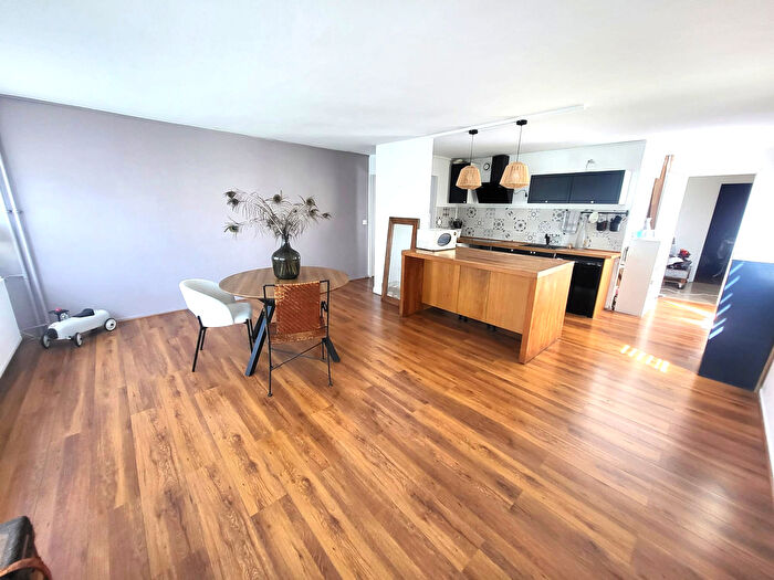 Évry, Champs Elysées - Appartement 4 pièces à vendre