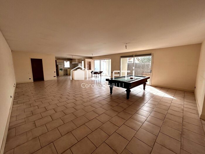 Maison à vendre - Angoulême, Saint-Cybard - 4 pièces - 2 chambres