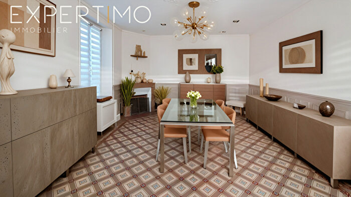 Maison à vendre - Villemeux-sur-Eure - 5 pièces - 3 chambres