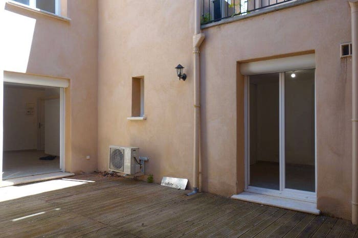 Appartement 2 pièces à louer - Sud Est Ouest, Pélissanne