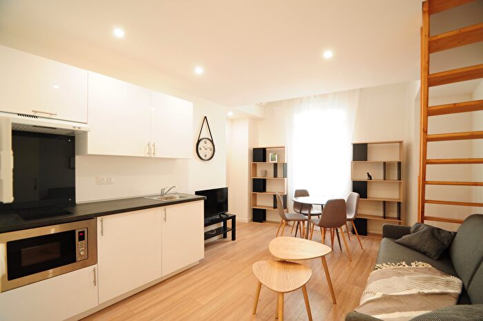 Appartement à vendre - Cannes, Petit Juas - 2 pièces - 1 chambre