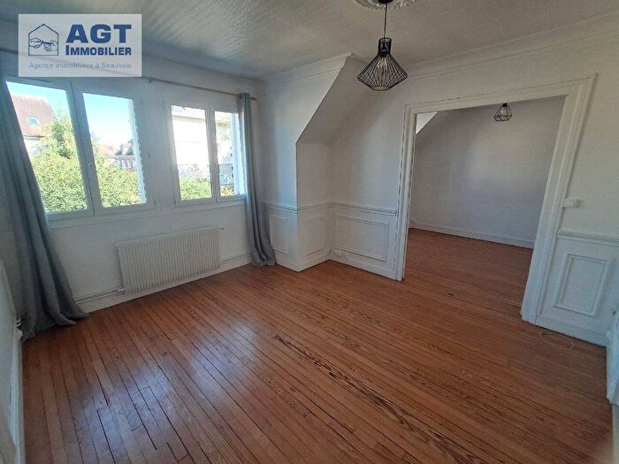 Centre Ville, Beauvais : Appartement 3 pièces à louer