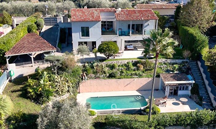 Maison à vendre - Nice, Saint-Roman de Bellet - 7 pièces - 5 chambres