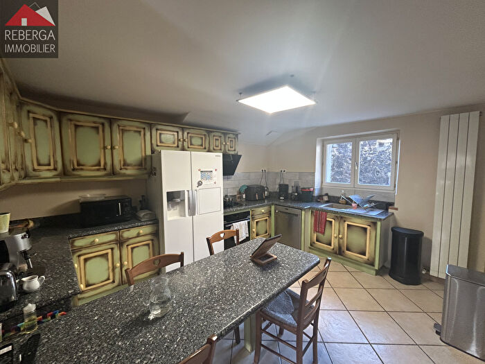 Maison à vendre - Burlats - 6 pièces - 4 chambres