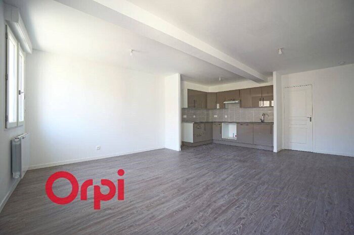 Appartement à louer - Centre Ville, Bernay - 2 pièces - 2 chambres