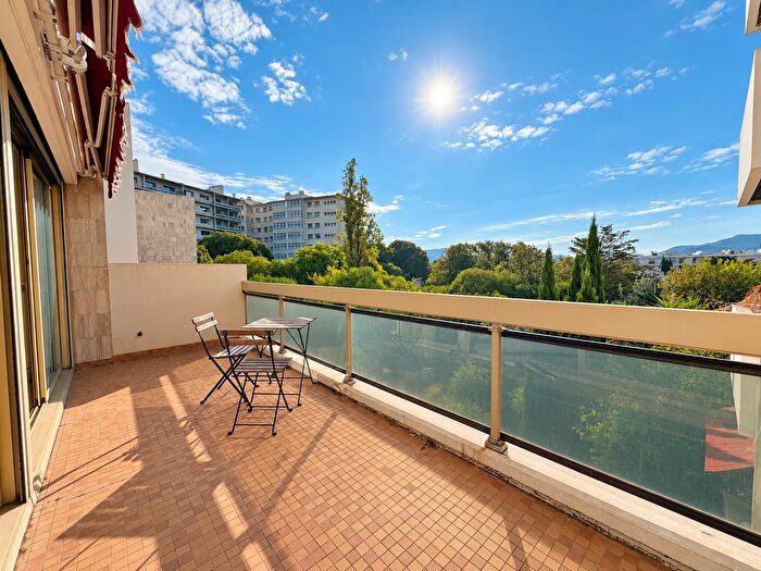 Marseille 8ème, Saint-Giniez - Appartement 4 pièces à vendre